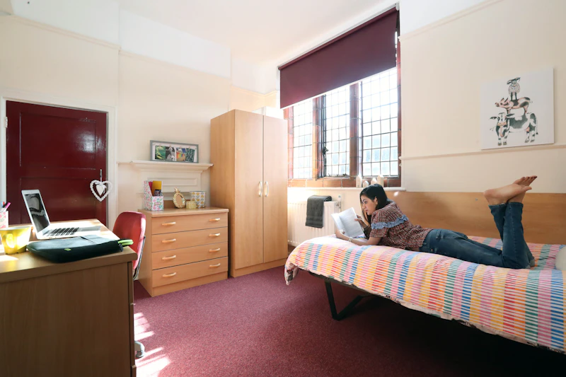 Aberdare Hall - Study - Cardiff University