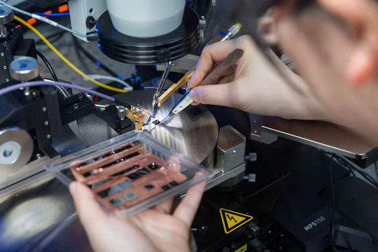 Physics with Professional Placement (BSc) - Study - Cardiff University