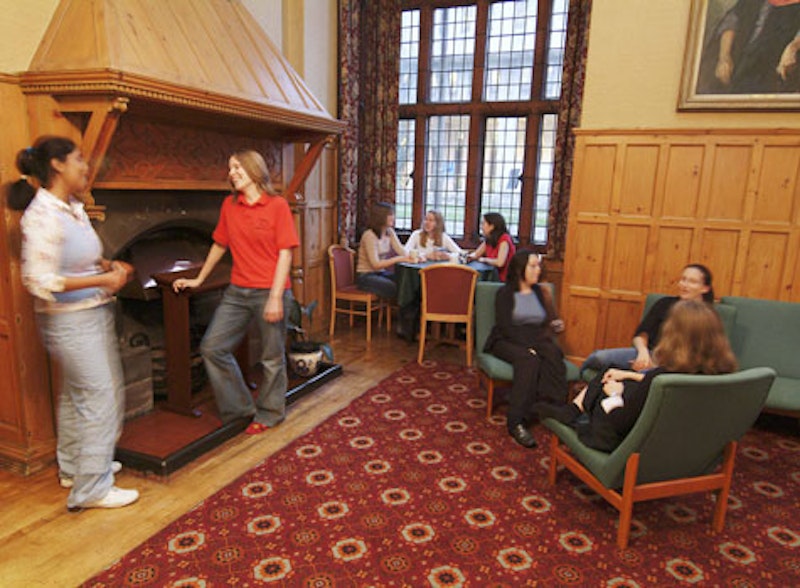 Aberdare Hall - Study - Cardiff University