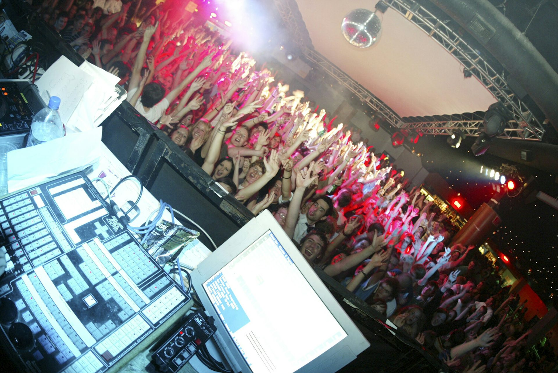 Cheers to the Students’ Union at 50 - Stories from Cardiff University ...