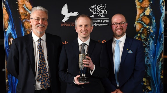 ImmunoServ wins the St David Award 2025 for Innovation, Science and ...