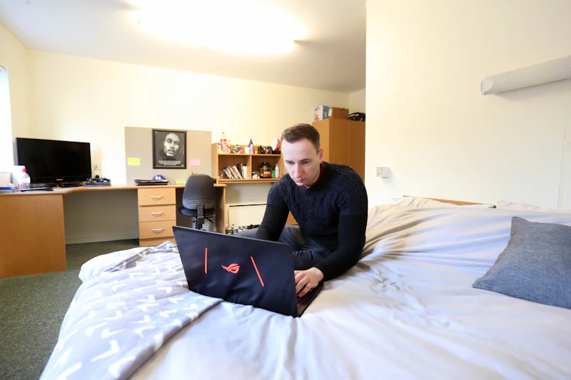 Talybont Court - Study - Cardiff University