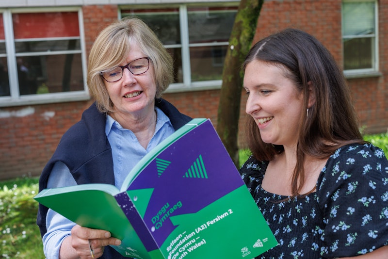 Learn Welsh Cardiff - School of Welsh - Cardiff University