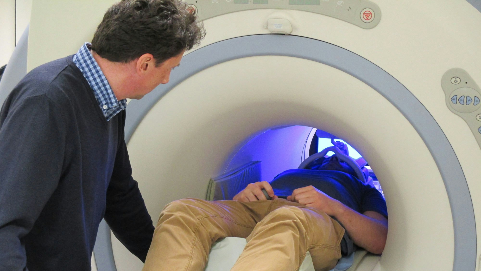 Brain scanners - Research - Cardiff University